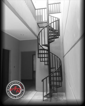 Railing tangga, void balkon | ARRAYYAN Steel